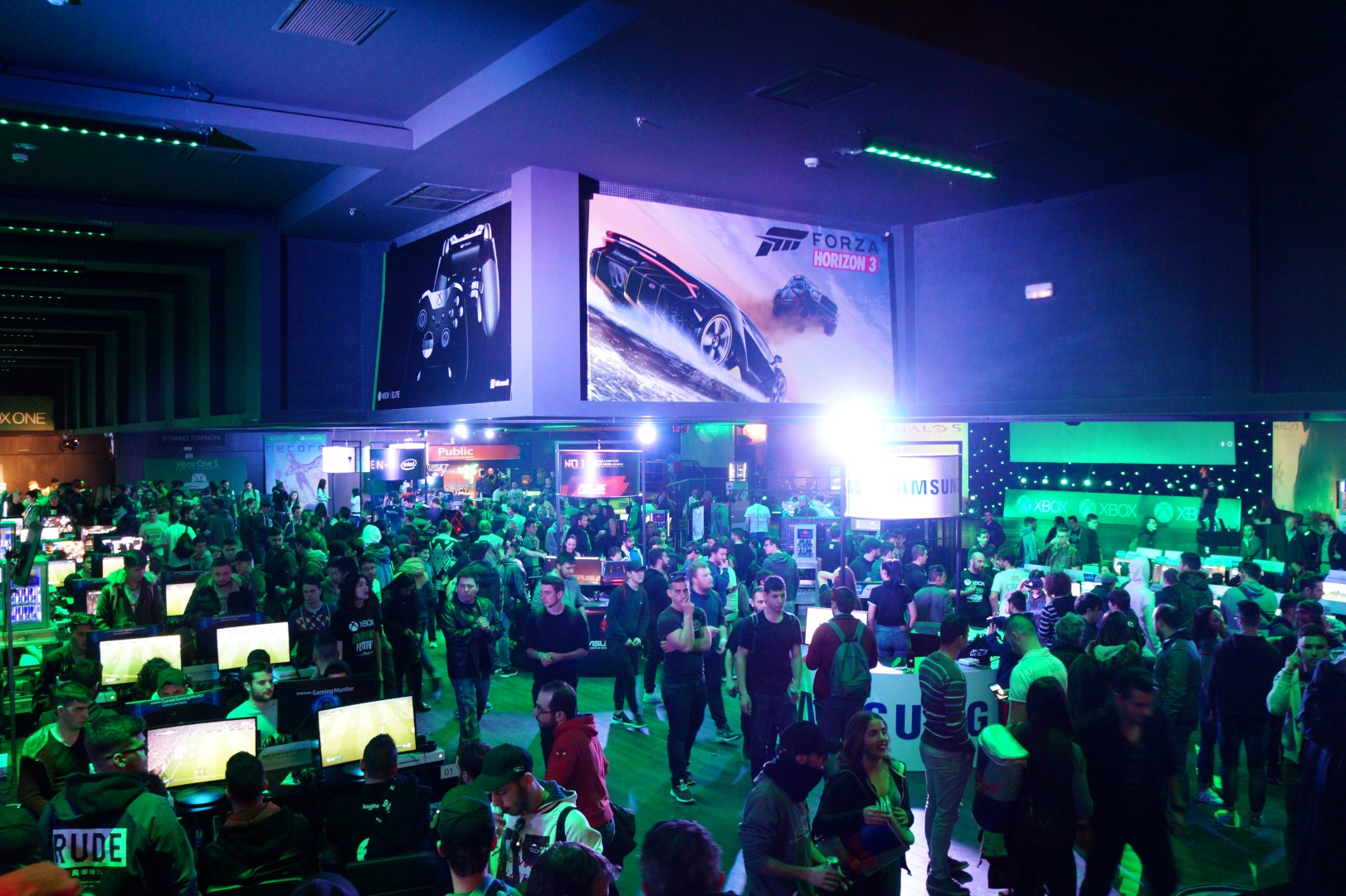 Μοναδικά στιγμιότυπα από το Xbox Arena 2!